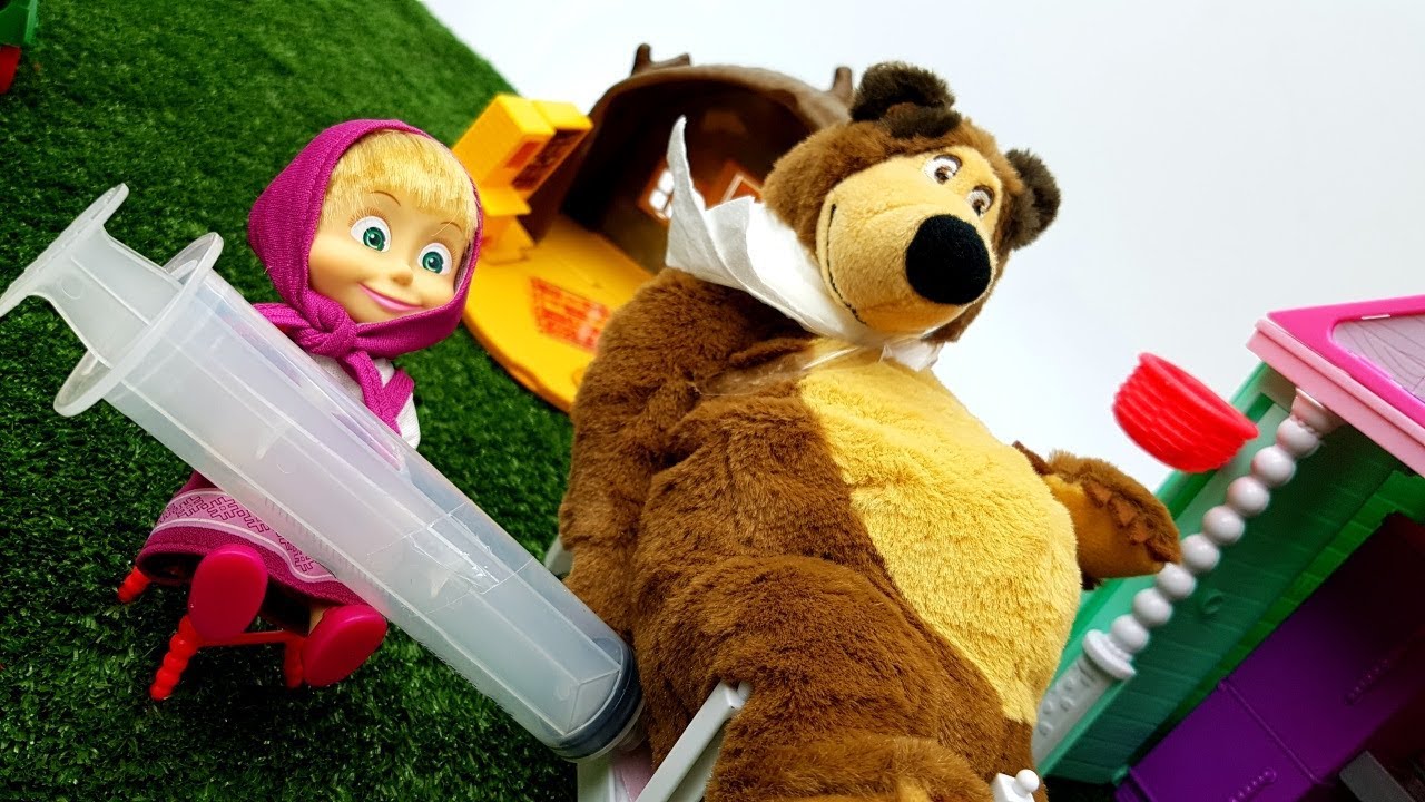 Masha viene a trovare Barbie e le sue bimbe con Orso 😍 Lady Bug si fa ...