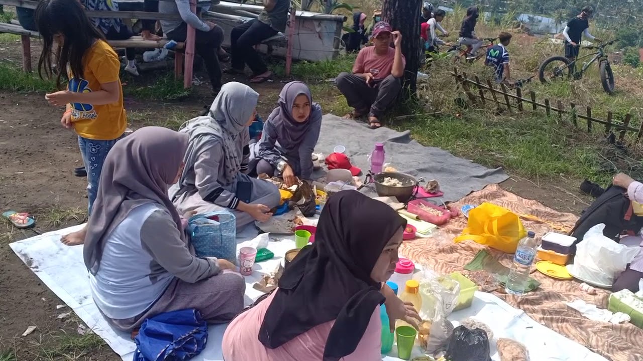 Wisata alam tegal malaka cipanas garut - YouTube