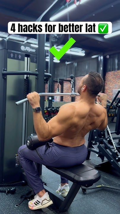 4 Simple Hacks for Better Lat #latpulldowns #trend #bodybuilding #gymtips #trend #getripped ...