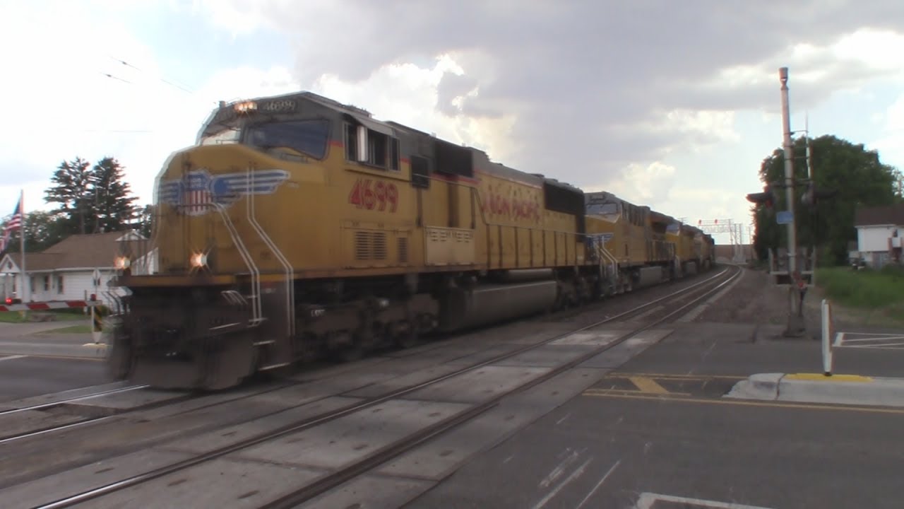 Rochelle Railroad Days 2017 Part 3 - YouTube