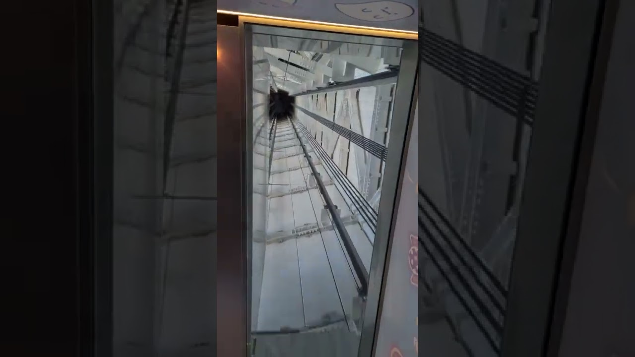 Tokyo Skytree elevator to the top of the tower - YouTube