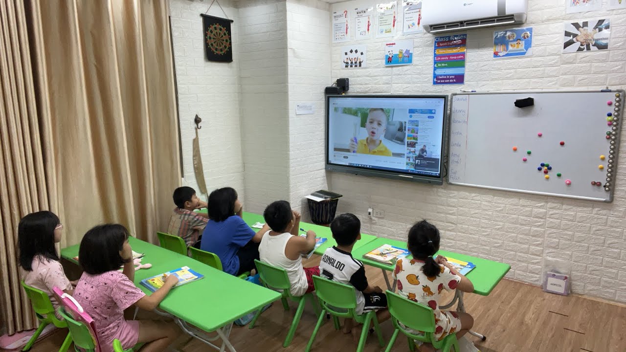 Smart start 1A Theme 5( Family) Lesson 4 - YouTube