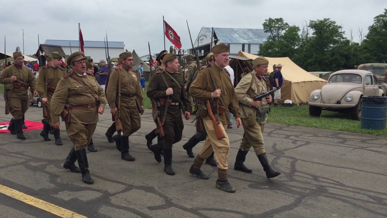 Russians Marching - YouTube