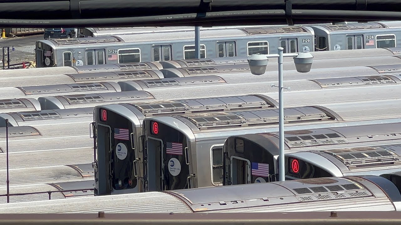 MTA trains codebrakes at ENY Yard | R160 (A) trains / R179 (A) & (G ...