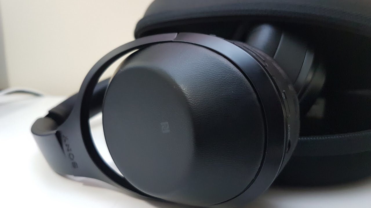 Sony MDR-1000X Noise Cancelling Bluetooth Headphones (Unboxing) - YouTube