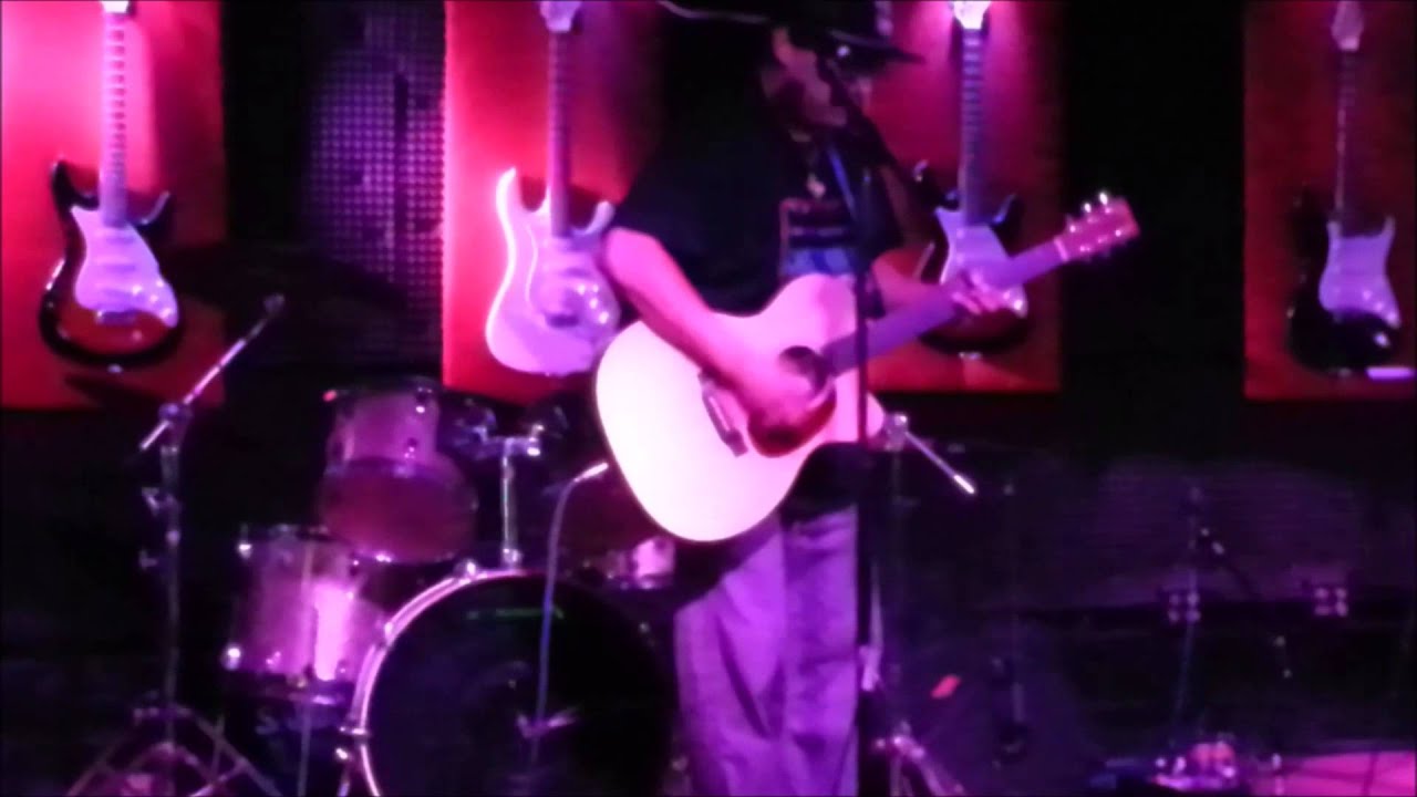 Chris Castaneda - God's Got It (acoustic) - YouTube