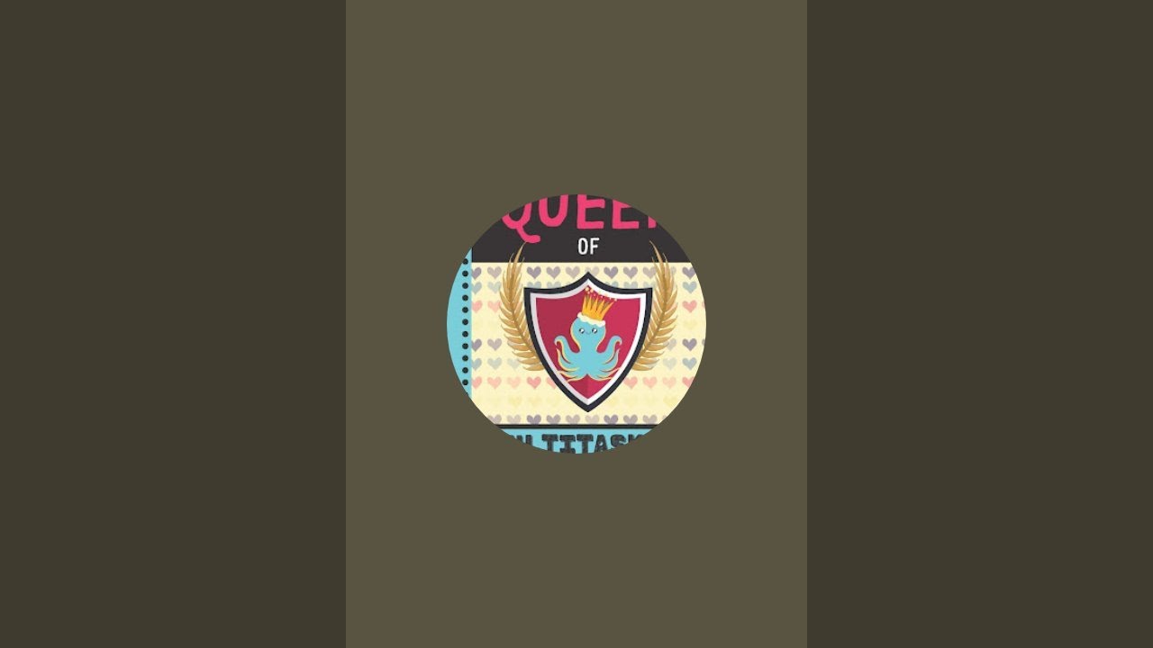 Queen 👸 of multitasking is live - YouTube