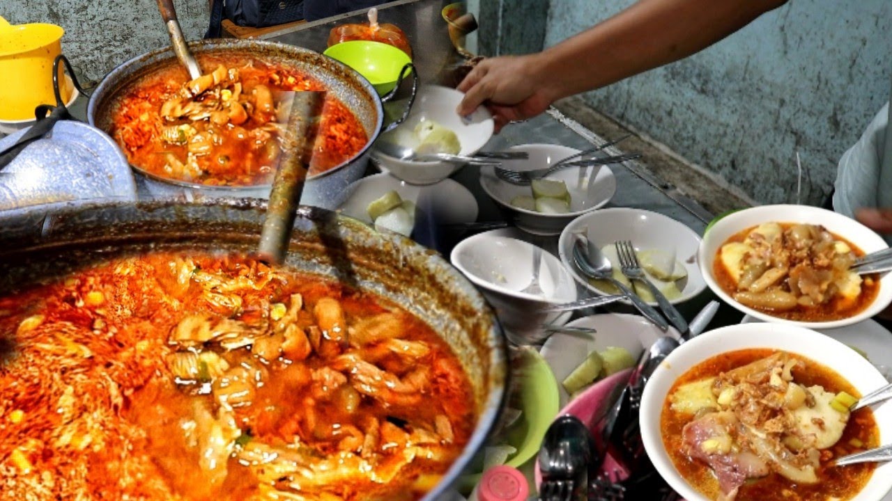 KIKIL SAPI LEGENDARIS!!! BERJUALAN SEJAK TAHUN 1970,KIKIL SAPI ASLI PAK ...