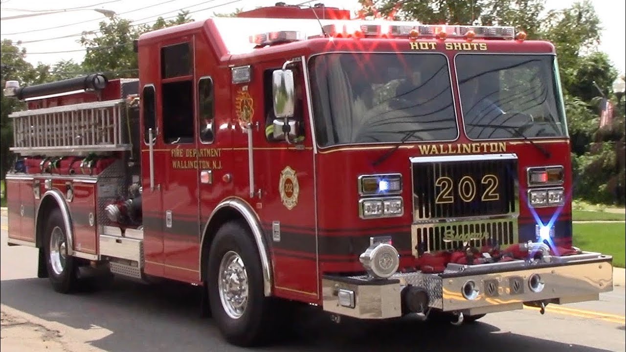 Wallington Fire Department Engine 202 Responding 8-6-18 - YouTube