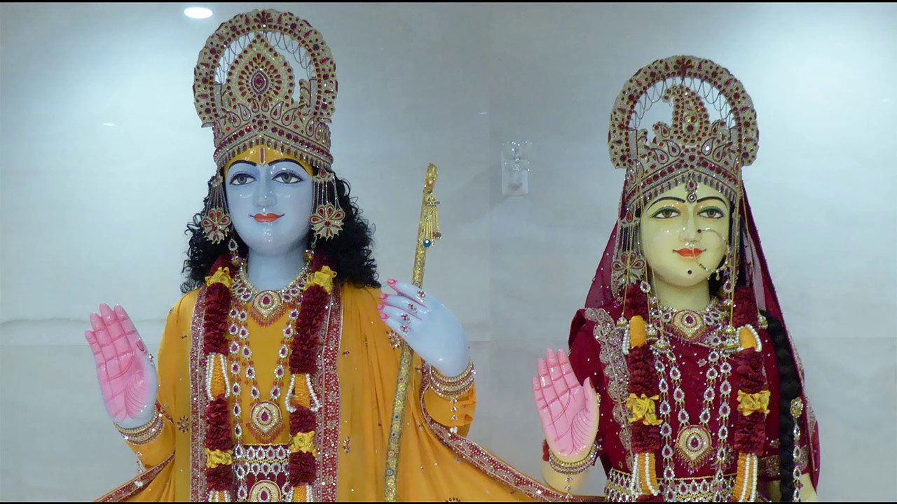Yugal Kunj: Annual Winter Retreat Evening Session 12-26-2016 - YouTube