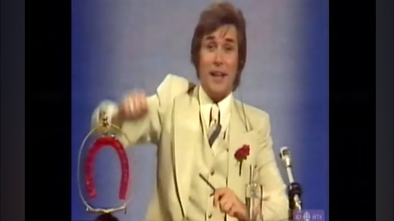 Serge Laprade - Le Travail À La Chaîne (1977) - YouTube