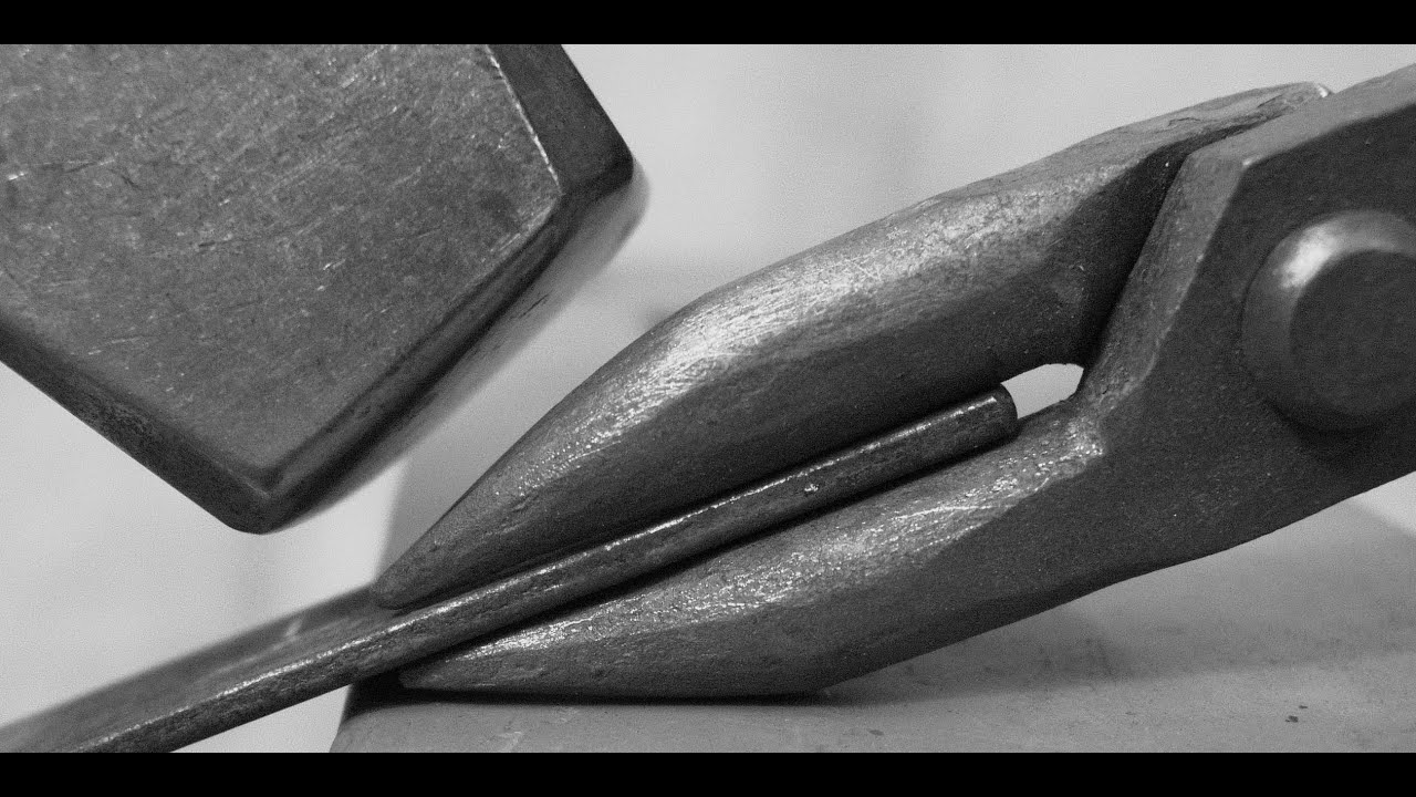 Forging a pair of scrolling tongs from flat stock - YouTube