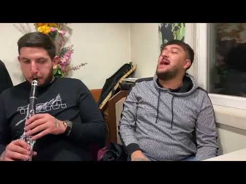 Hacı koca  sarı saçlarını