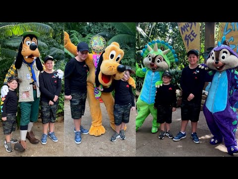 Dinoland Animal Kingdom 4 Meet & Greets Chip N Dale Pluto Daisy & Goofy ...
