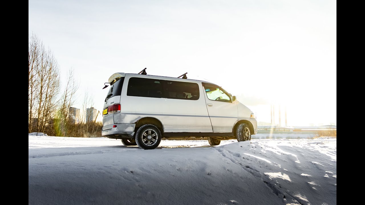 Toyota HiAce H100, 1999 - YouTube