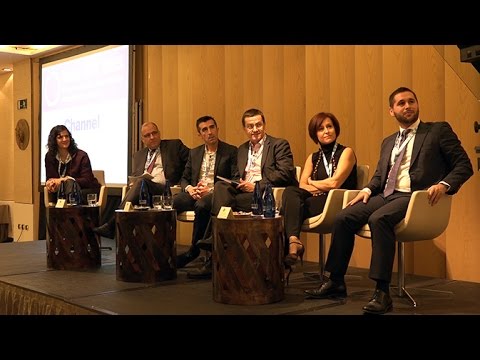El Foro ISV 2015 acoge un animado debate en torno a la nube - YouTube