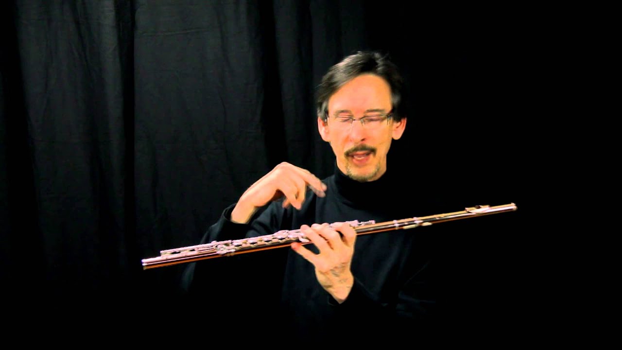 How to Sing and Play Through the Flute at the Same Time - YouTube