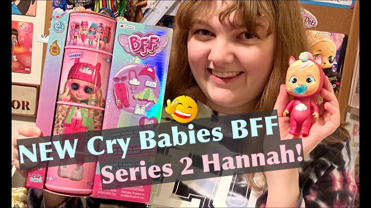 Descubre 2 BFF Cry Babies Phoebe Fashion Doll With 9+ Surprises New