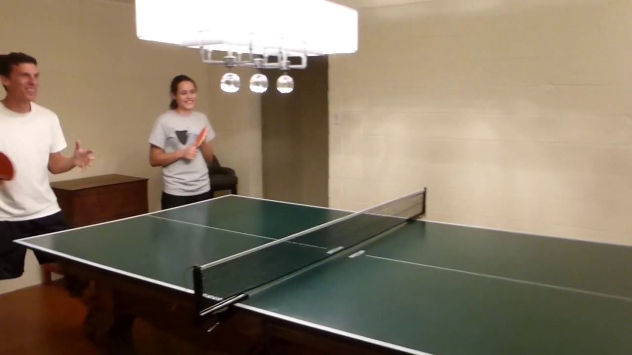Santa Fe ping pong - YouTube