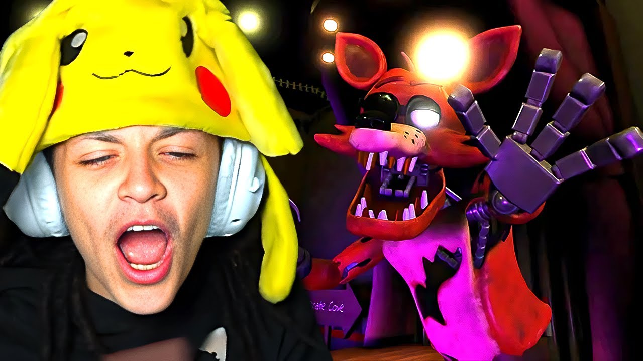 Alexisdacreator Plays Foxy from FNAF Doom! - YouTube