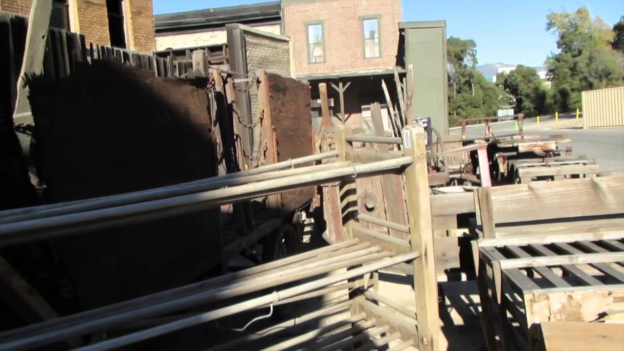 Universal Studios Backlot Filming - Los Angeles - YouTube