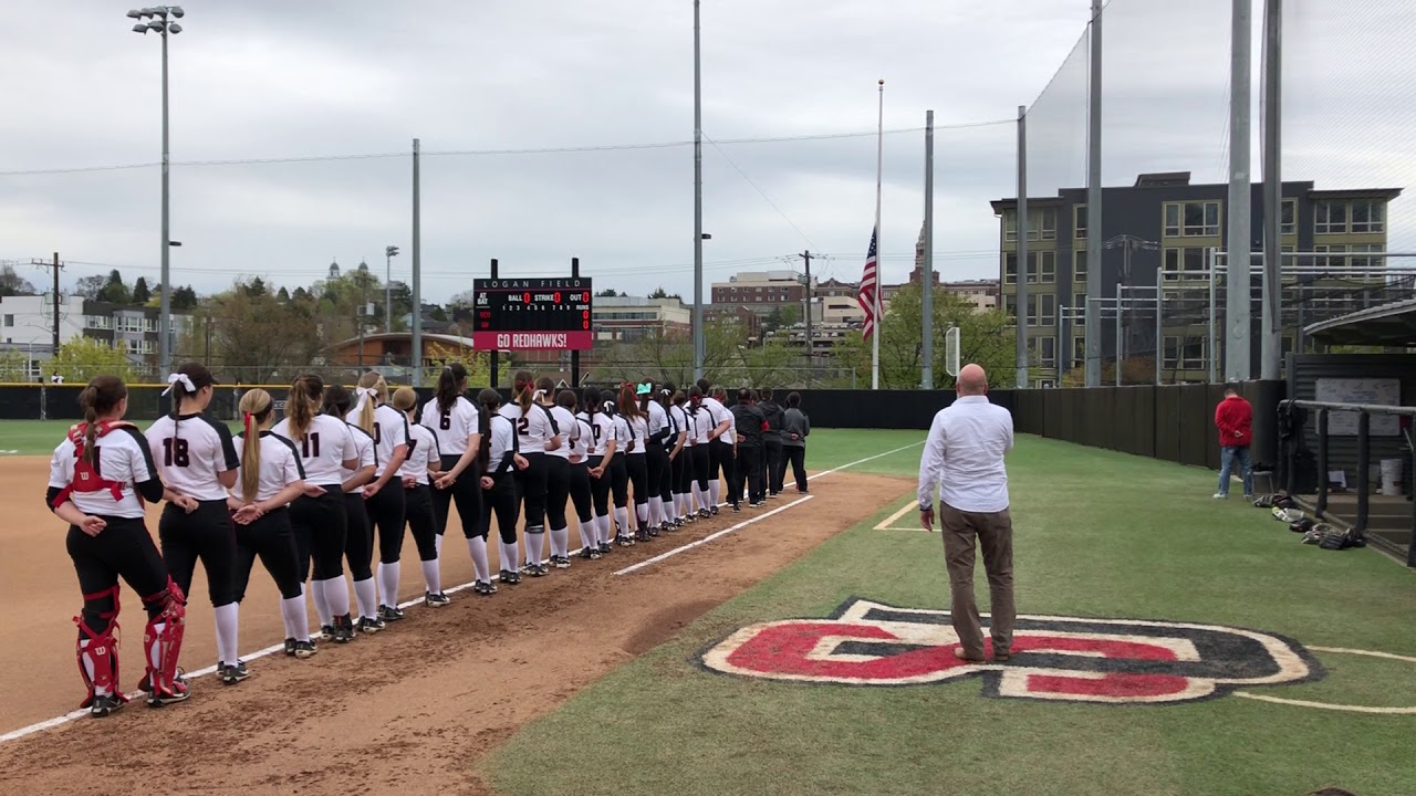 Rick Steckler sings National Anthem at SU Women's softball game - YouTube