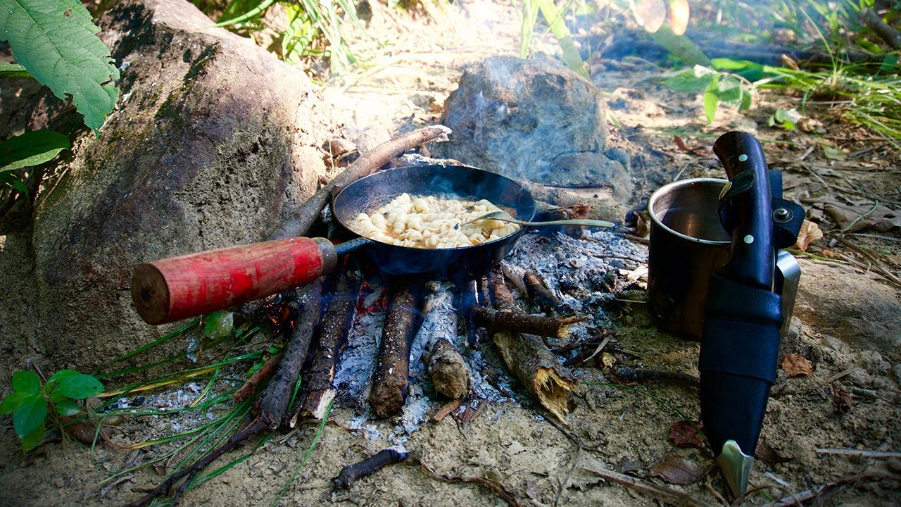 hiking, forest campfire & outdoor cooking | Nepal - YouTube