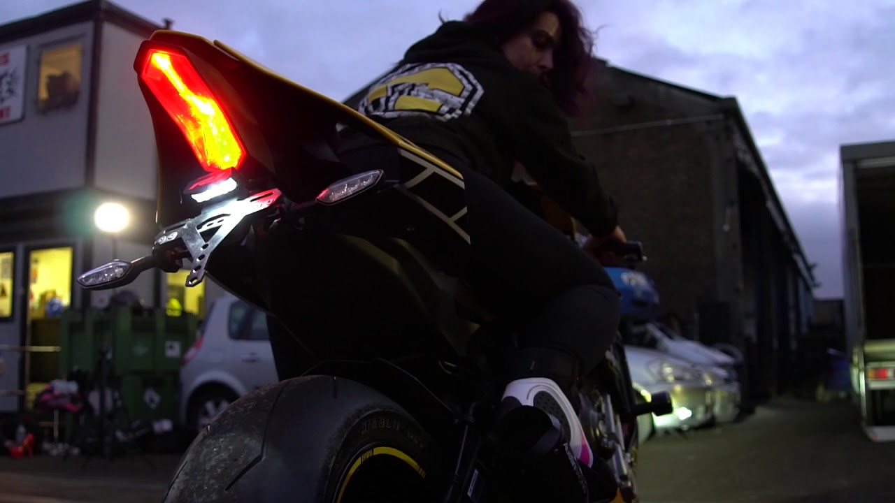 2016 Yamaha R1 Austin Racing GPR1 Exhaust And Flames - YouTube