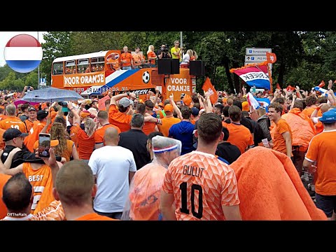 THE ORANGE ARMY - THE WORLD'S GREATEST FOOTBALL FANS!!! - YouTube