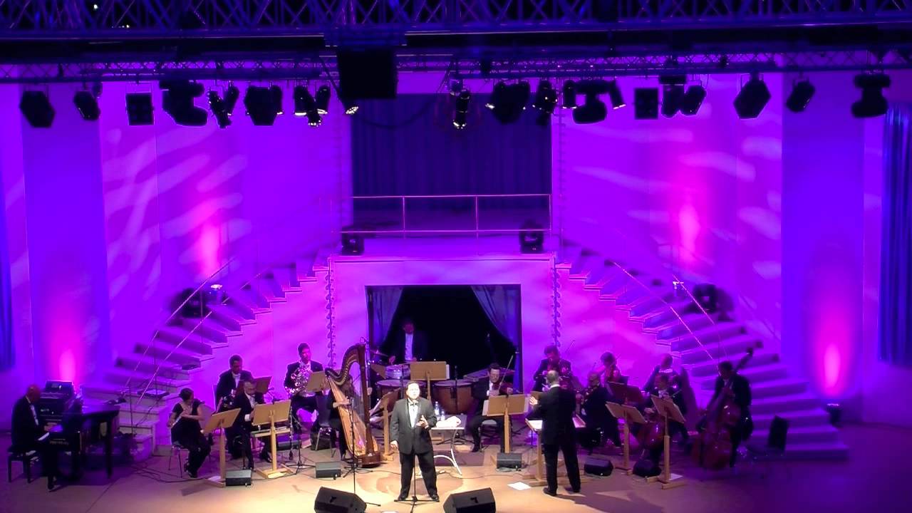 Paul Potts sings Time to Say Goodbye and Nessun Dorma Kufstein Castle ...
