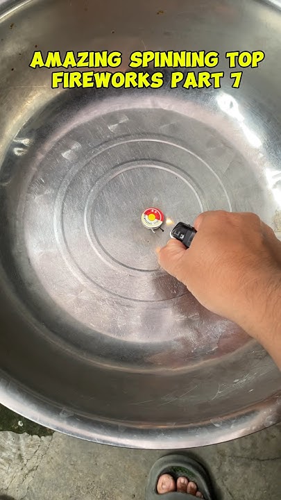 Bermain kembang api roda gila #shorts #viral #youtubeshorts #amazing #fireworks - YouTube