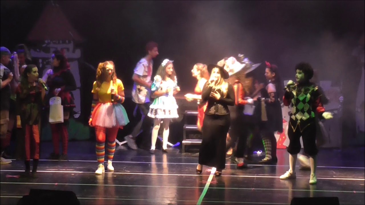 Ensemble - Chant ado (Hocus Pocus 2019) - YouTube