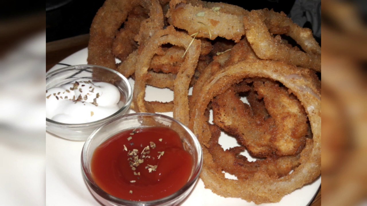 HOMEMADE ONION RINGS || CRISPY ONIONS RINGS IN 15 MINUTES By Yummy ...