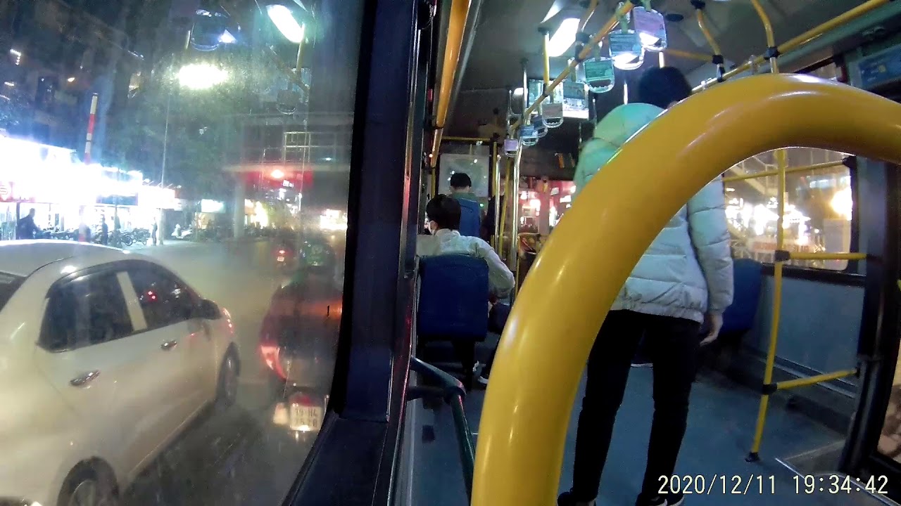 2020 1211 192432 008 - Trên xe buýt 26 từ Rạp phim QG về ngã 4 TĐN- LTN ...