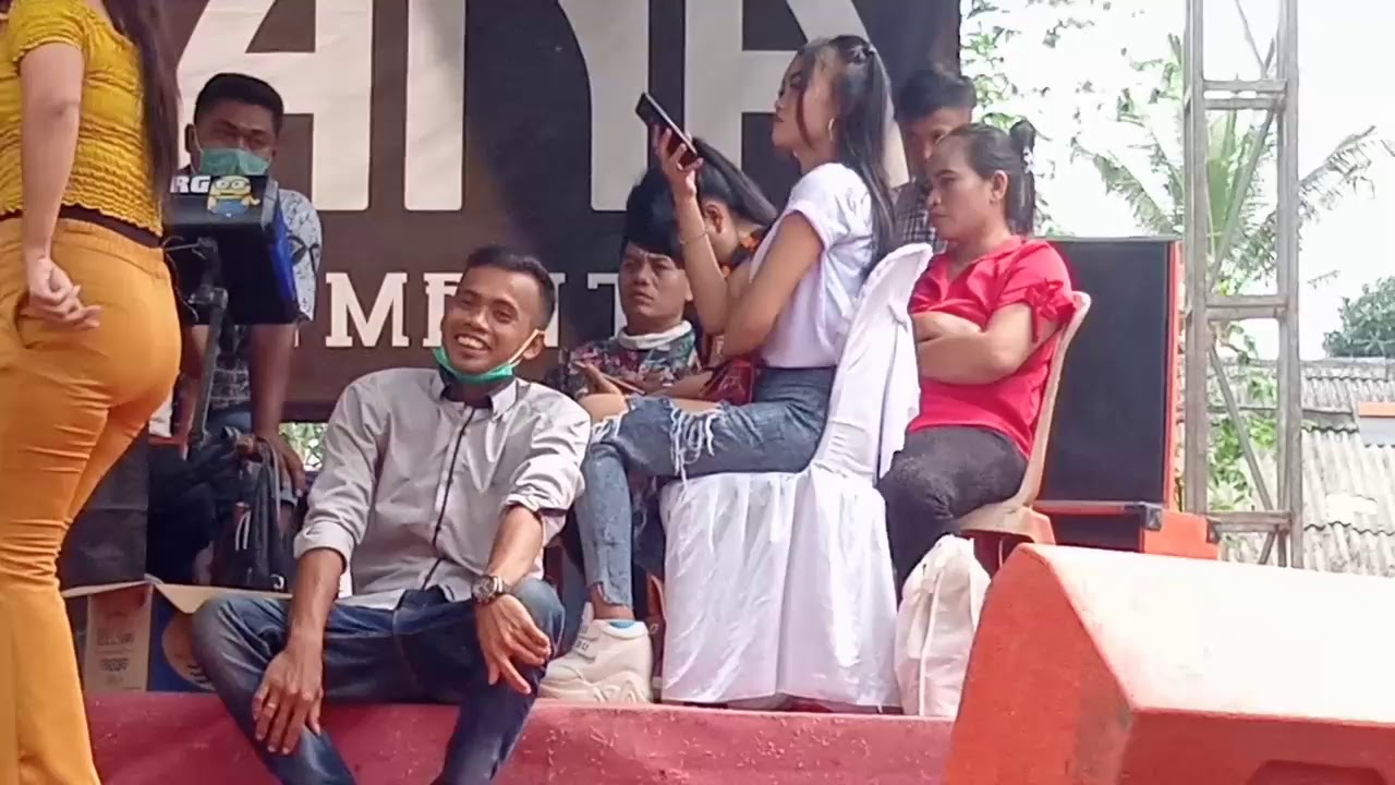 Suara desah mis.anjani. kecewa..