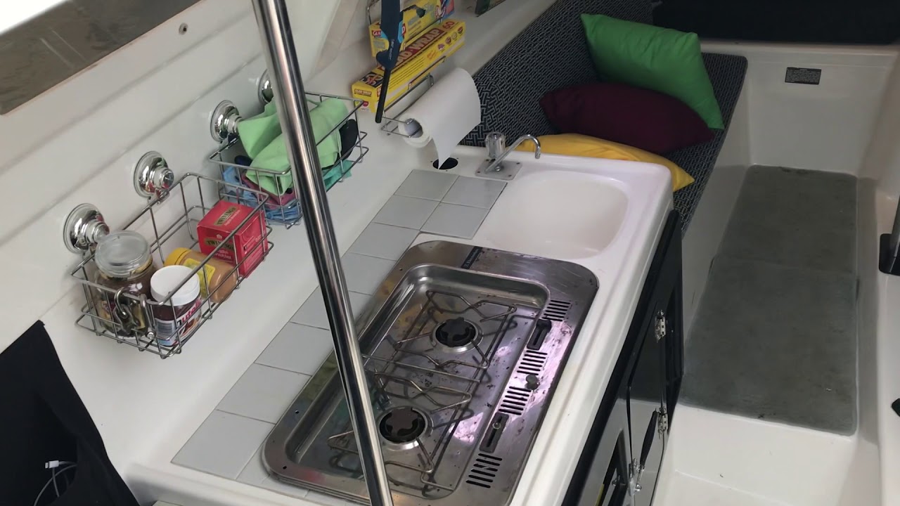 Macgregor 26x 2002 - walkthrough and photos - YouTube