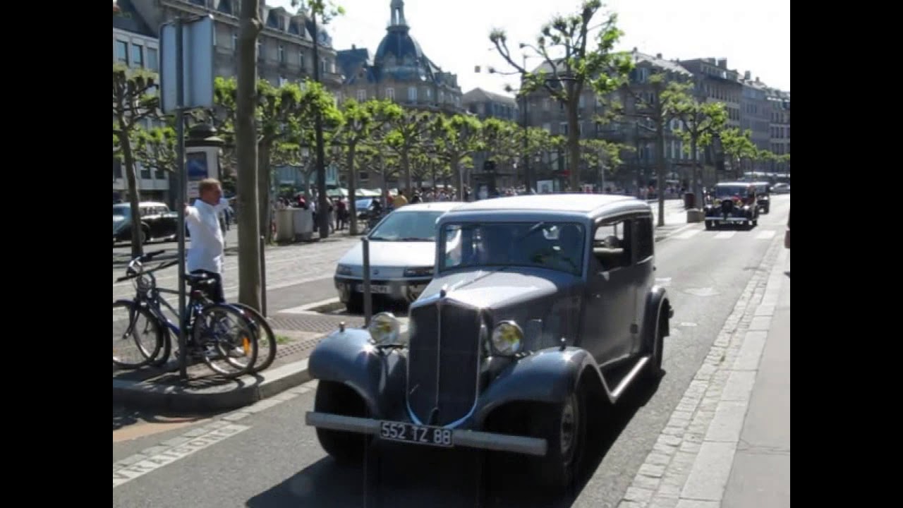 Mathis & Bugatti - départ de la place Broglie avec musique - YouTube