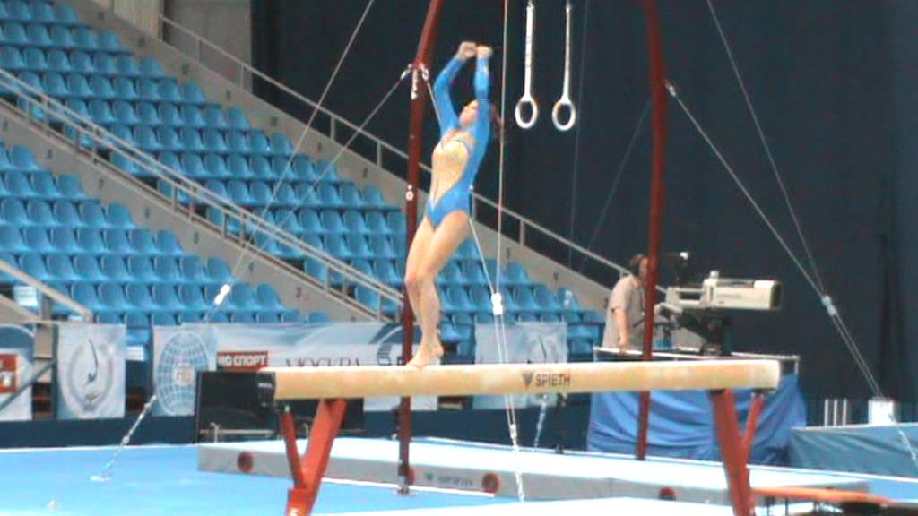 ERCEG Tina Beam Q World Stars FIG World Cup Moscow - YouTube