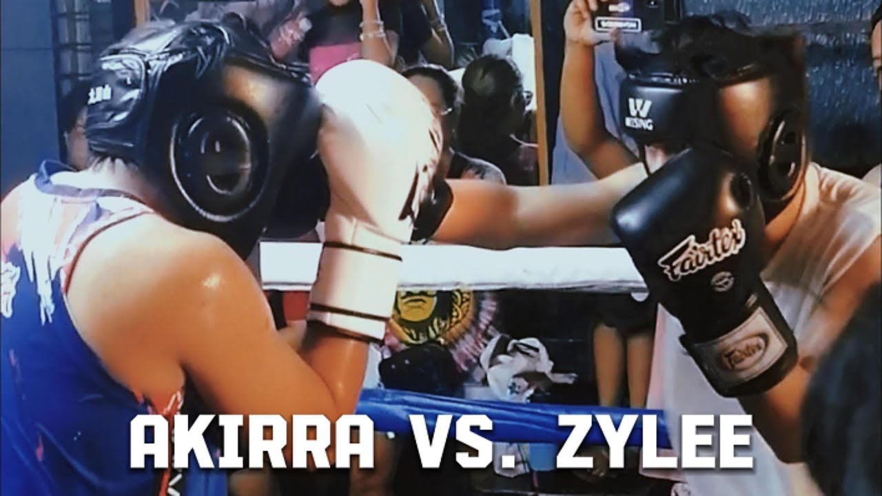 ZYLEE'S FIRST AMATEUR FIGHT EXPERIENCE - YouTube