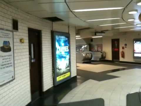 Open Scrolling Reference: London underground - YouTube