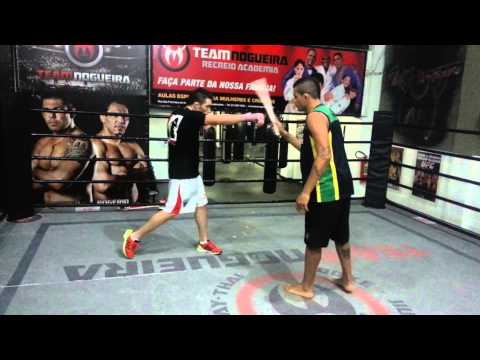 Rony Jason treino agilidade boxe com Bruno