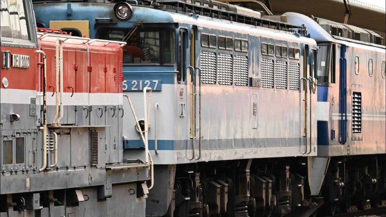 EF65 2127 OM入場(廃車回送) - YouTube
