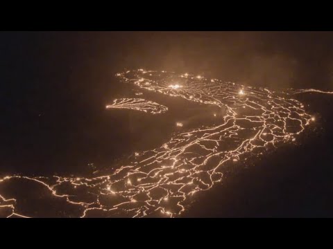 Live: Hawaii's Kilauea volcano continues erupting - YouTube