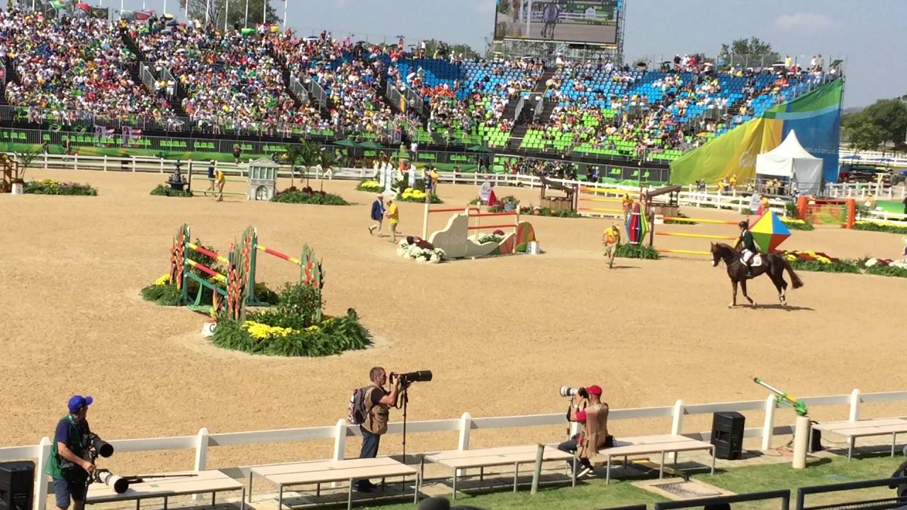 brazilian rider enters the arena - YouTube