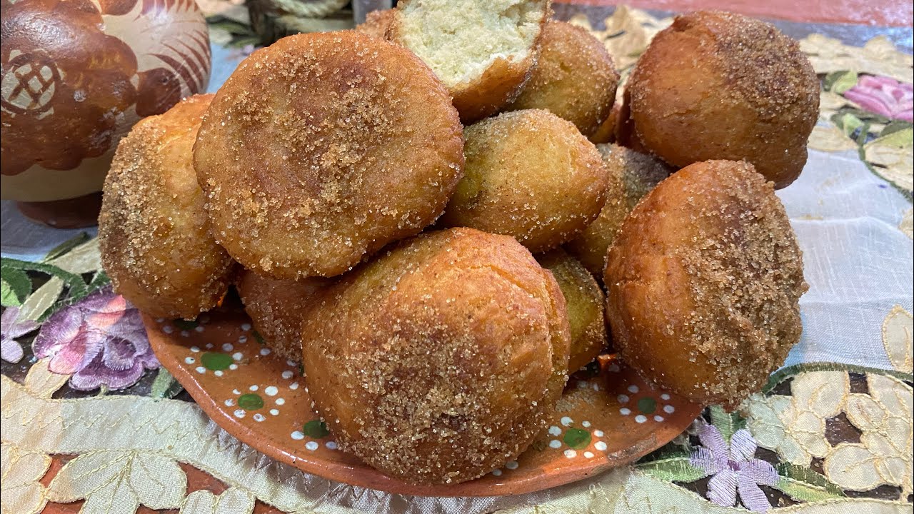 Cómo preparar sapitos, espolvoreados con canela y azúcar. Deliciosos 😋 ...