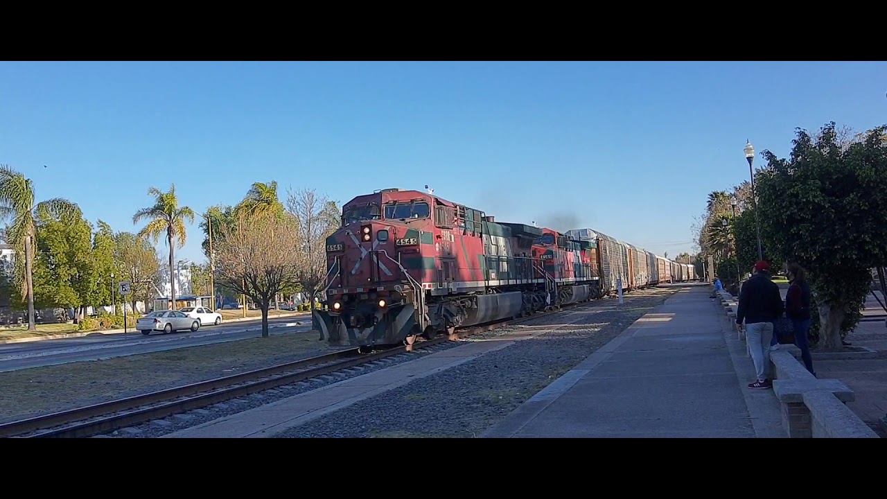 Buenos Silvatazos del AUTOMOTRIZ/INTERMODAL de FSRR N° 4545 & FXE 4569 Dual AC4400CW Ags/Ags/Mex ...