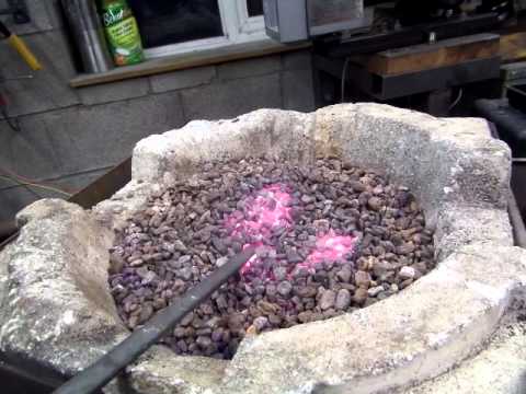 Flamefast ceramic chip forge, heat test - YouTube