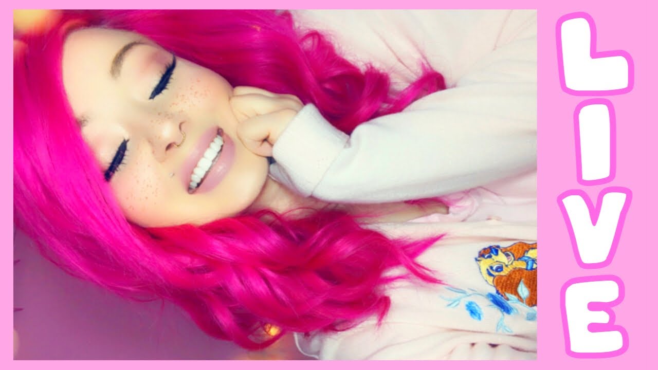 LIVE Chit Chat While I Dye My Hair Pink - YouTube