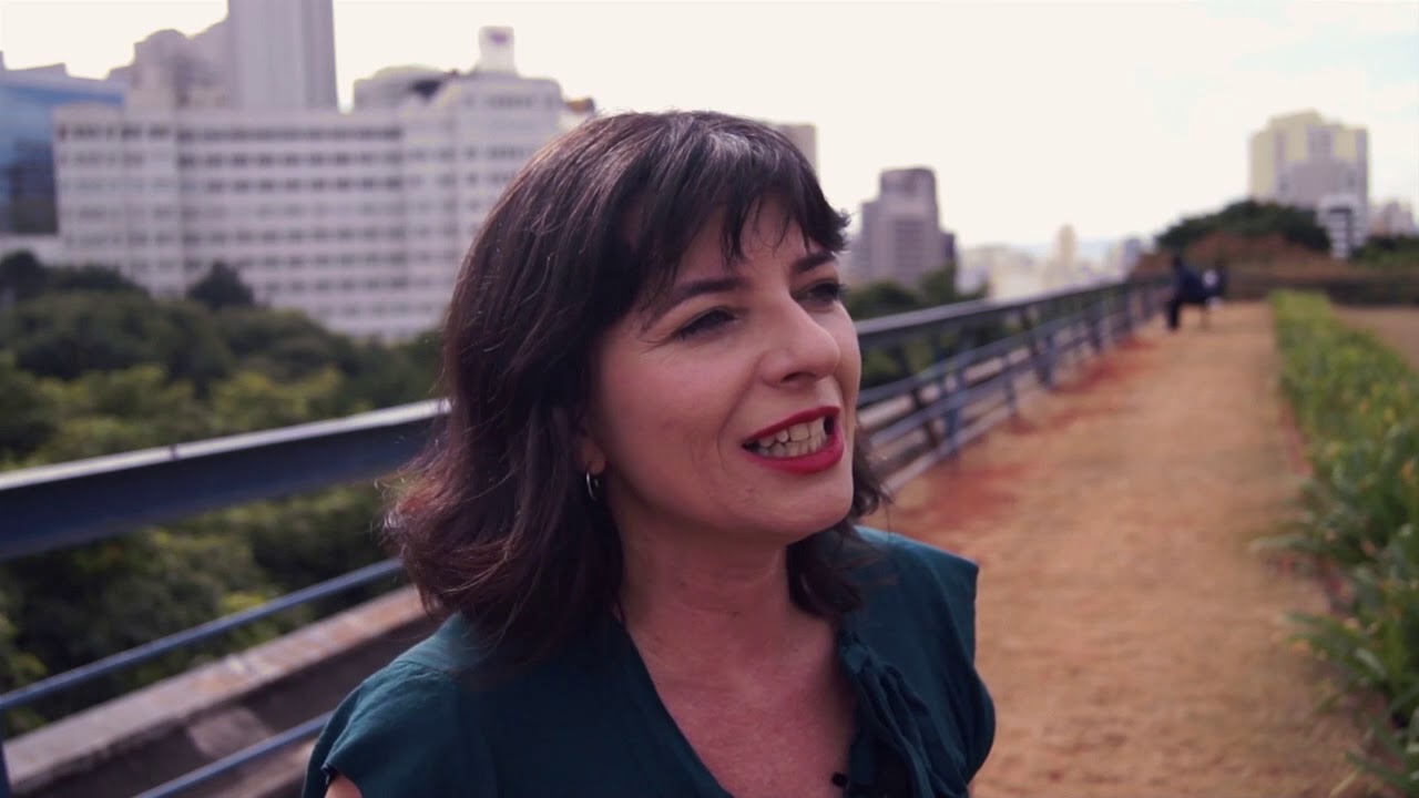 Quem é Silvia Ferraro - YouTube