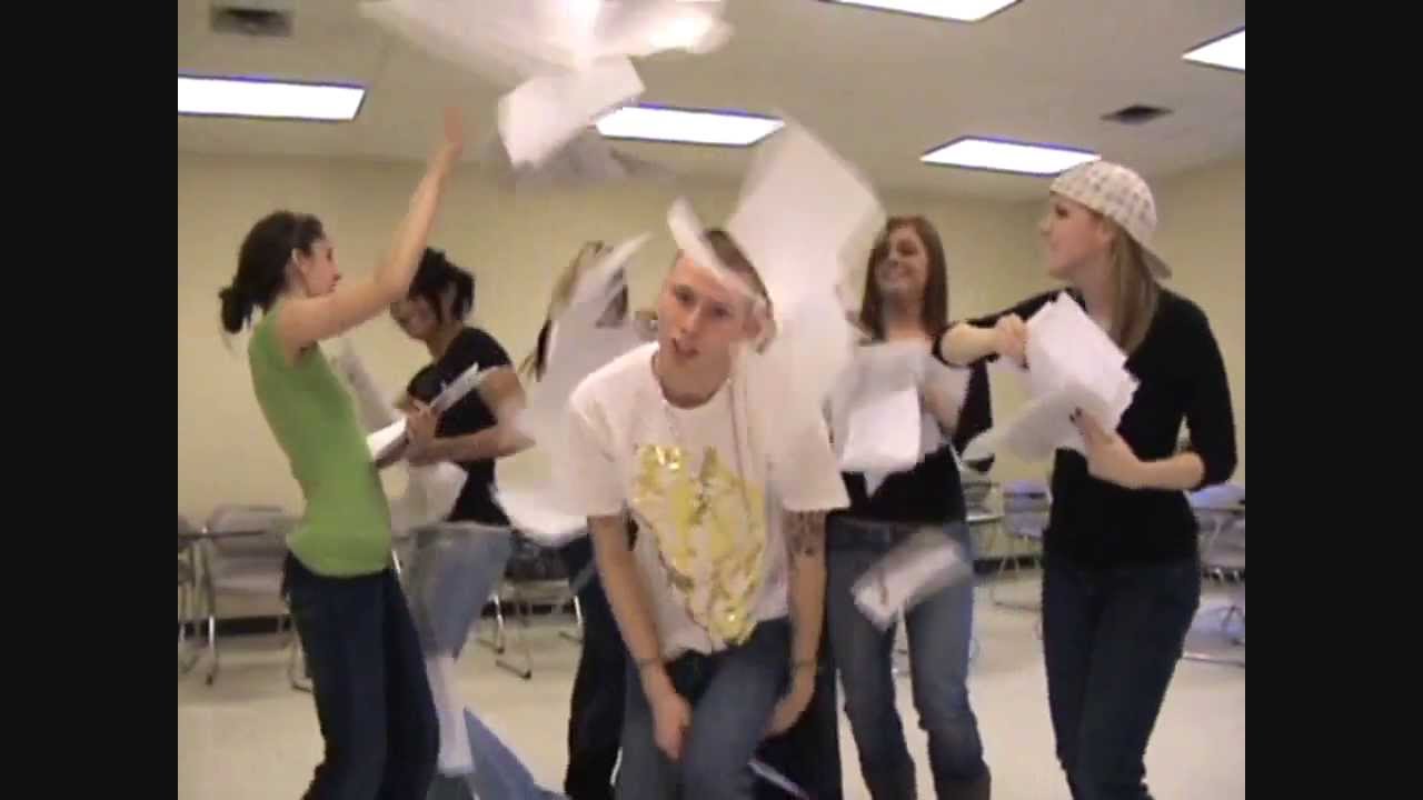 Machine Gun Kelly - Hell Yeah - YouTube